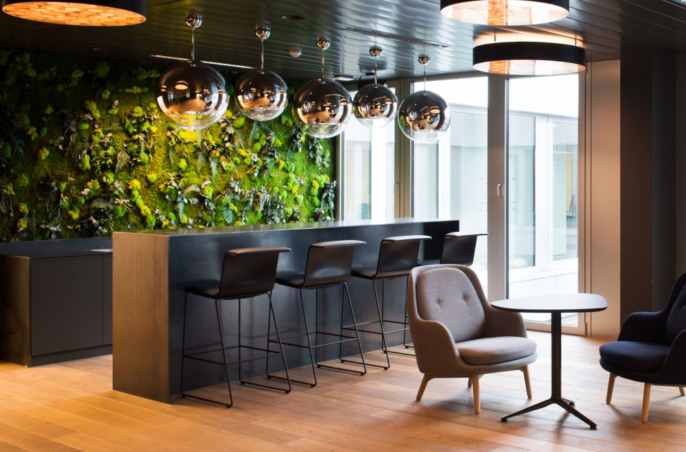 Vodafone Innovation Center Luxembourg (LUX) - WW+